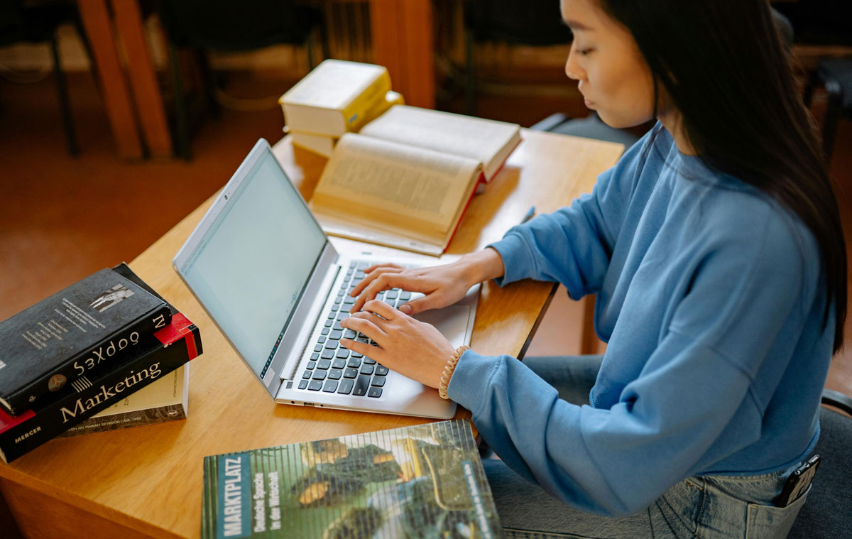 Why Choose Flexible Online Degrees for Adults? - Go Degree