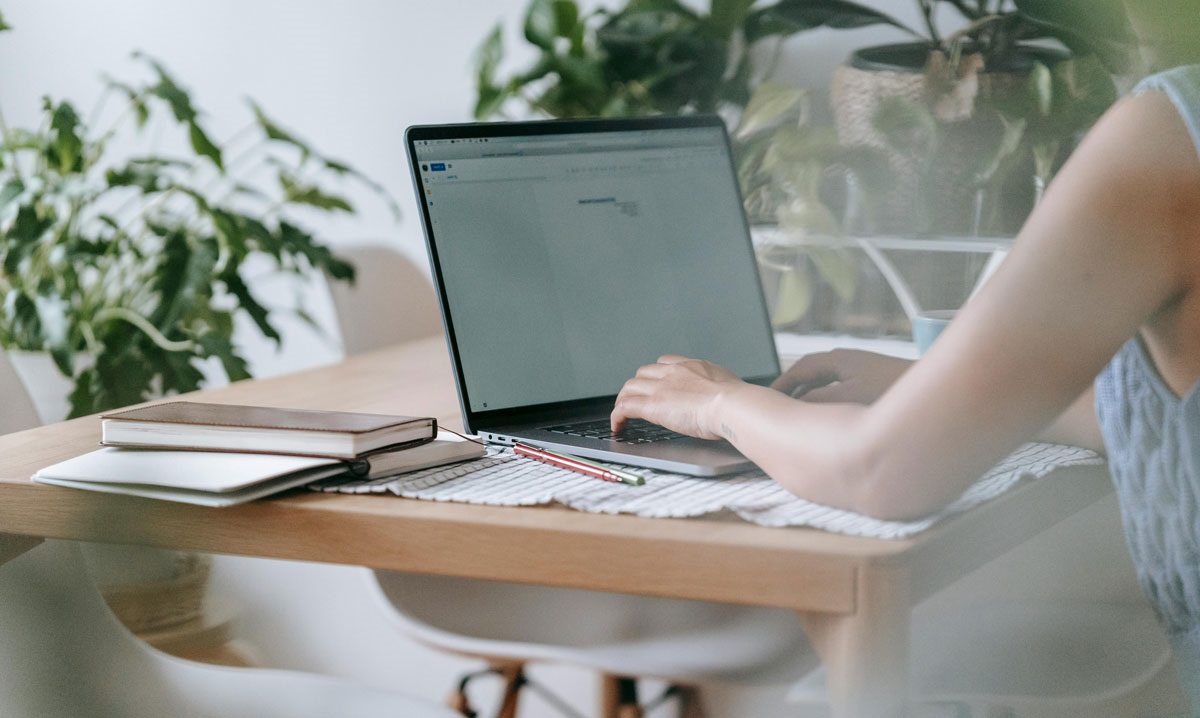 Why Choose Remote Work Post-Graduation? - Go Degree