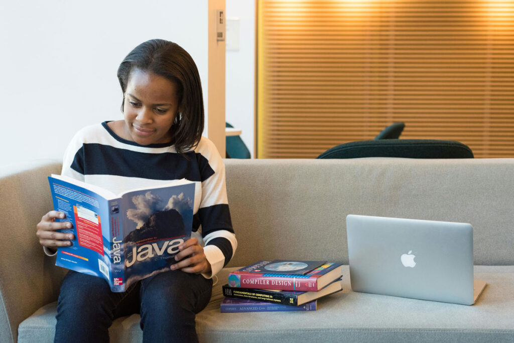 5 Best Long-Term Career Benefits of an AA Degree - Go Degree