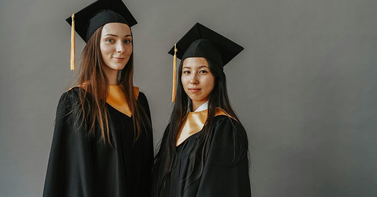 Top 7 High-Paying Jobs With an Associate Degree - Go Degree