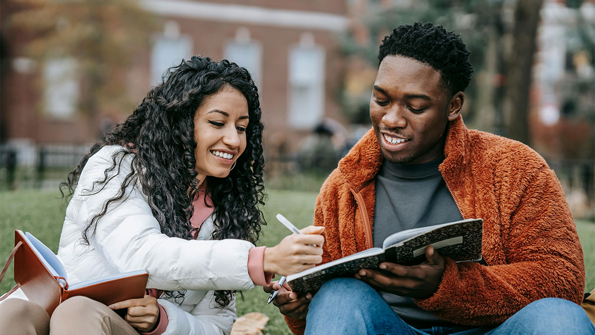 3 Tips for Balancing Academic Freedom and Expression - Go Degree