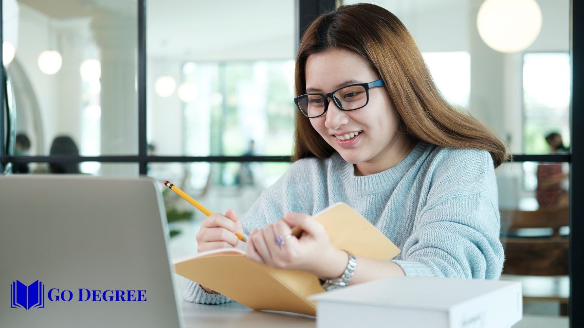 Self-Paced Learning Vs Classroom Education: Insights - Go Degree